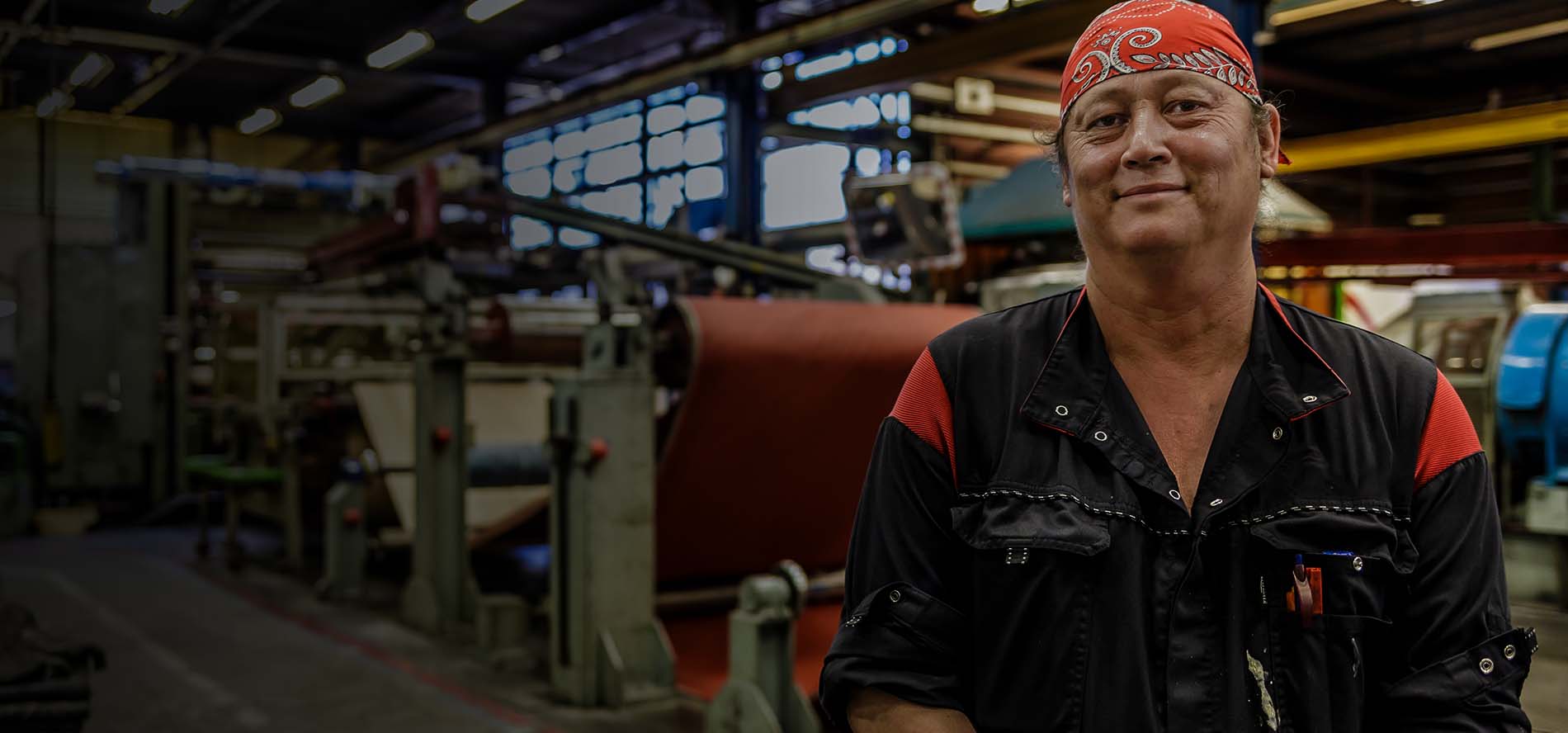 Lead operator in the goods receiving area - Fenner Dunlop Conveyor Belting
